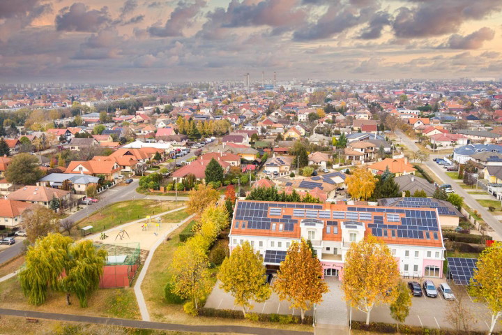 Platan Hotel - Debrecen