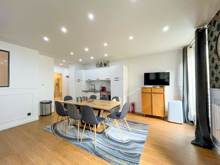 Urbanflat 17 - Modern & Large 3-bedroom Flat In Paris - Paris