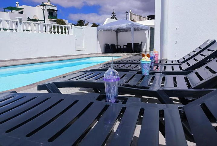 3 Private Rooms - 3 Habitaciones Privadas Shared Duplex Gara With Private Pool - Costa Teguise
