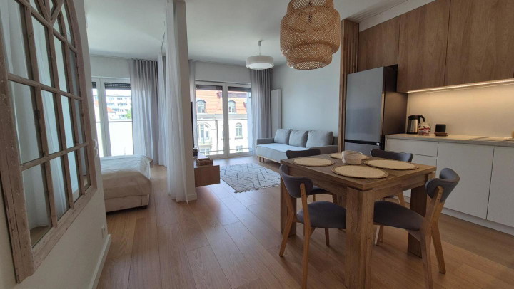 Luxurious Cinnamon Apartment, Self Check-in 24h, Free Parking, Air-conditioning - Poznań