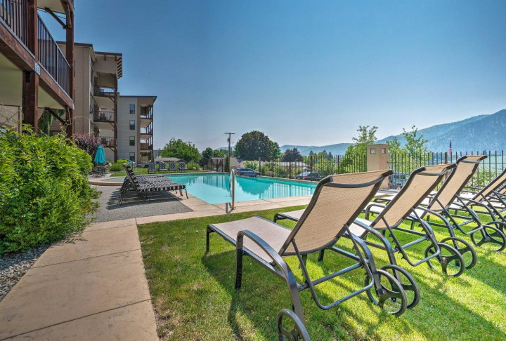 Lake Chelan Condo W/ Resort Pool & Hot Tub! - State of Washington