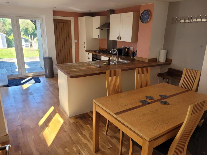 Little Willows - Crawley
