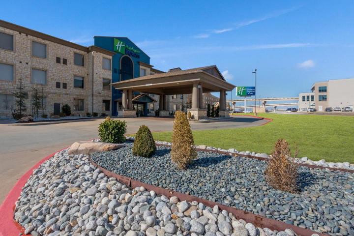 Holiday Inn Express & Suites Oklahoma City Nw - Quail Springs By Ihg - Oklahoma City, OK