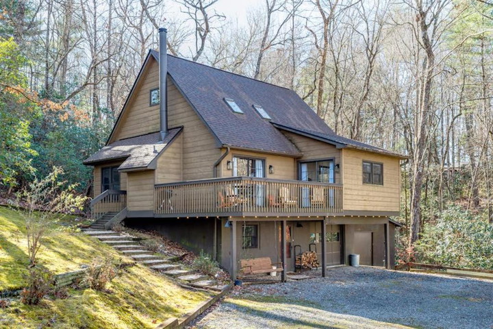 House On Honeysuckle - Brevard, NC