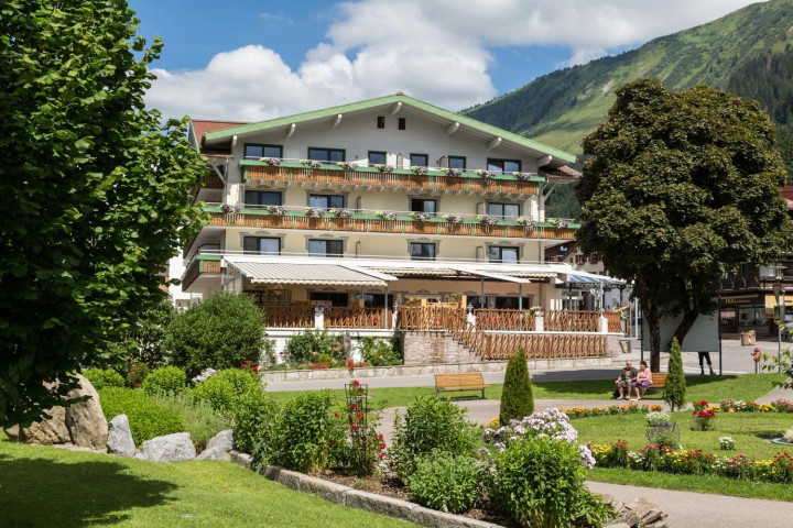 Haller's Posthotel - Riezlern