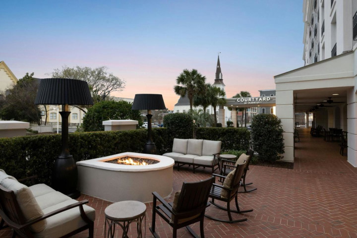 Courtyard By Marriott Charleston Historic District - Charleston, SC