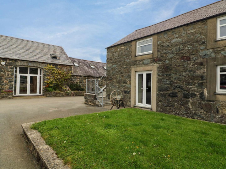 Dinas - Pwllheli