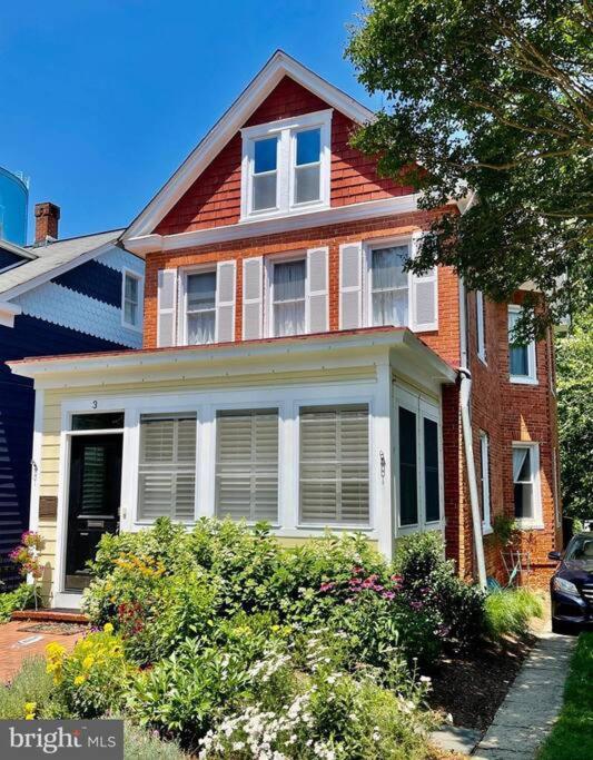 Vintage Charm: Annapolis Retreat - Annapolis, MD
