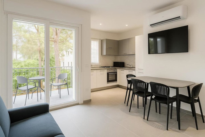 Garden Apartment With Parking - Lignano Pineta