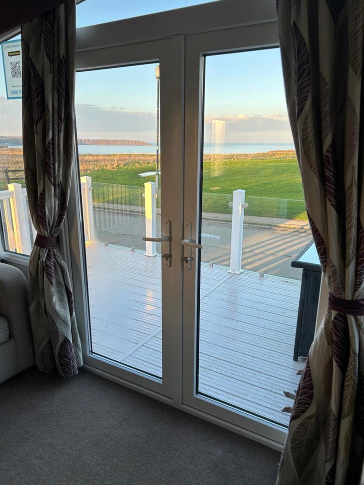 Sea View Luxury Caravan - North Yorkshire