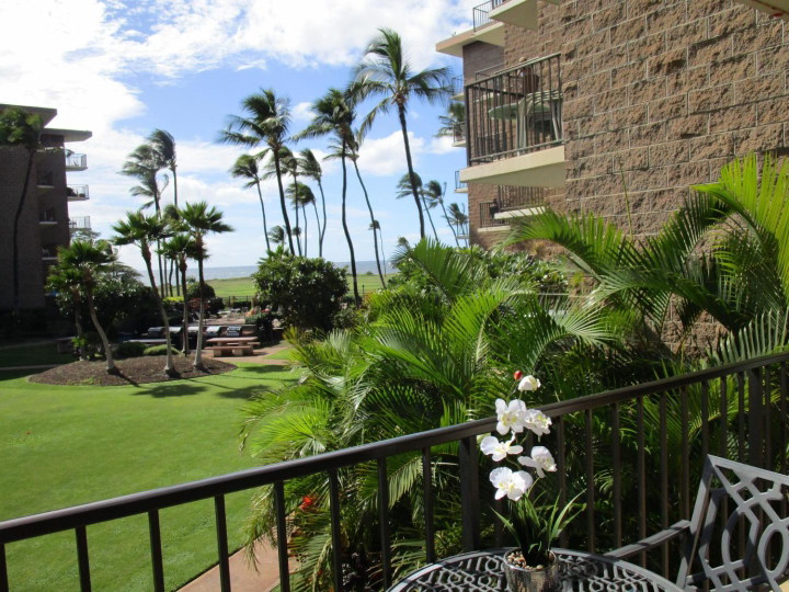 Kauhale Makai Condo On The Beach - Maui, HI
