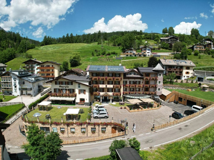 Hotel Patrizia Dolomites Glamour - Obereggen