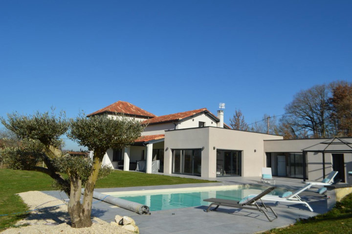 Villa Au Coeur Du Gers Avec Vue Sur Les Pyrénées - Gers