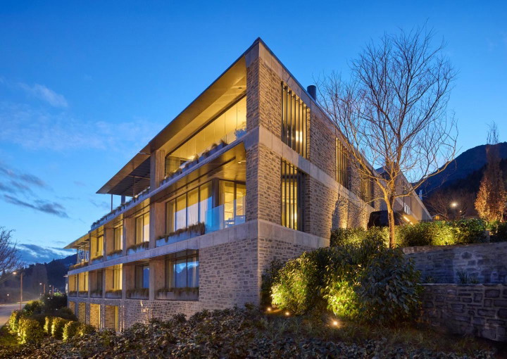 Roki Collection - Queenstown