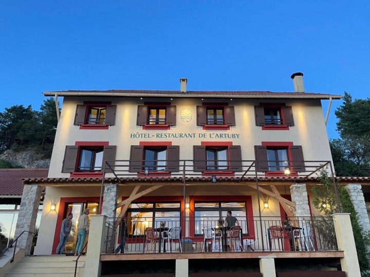 Logis Hotel De L'artuby - Alpes-Maritimes
