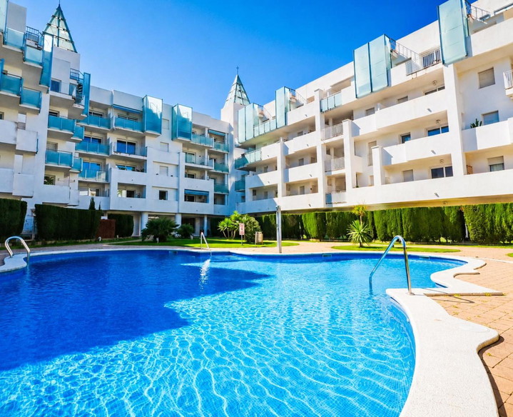 Appartement Avec Terrasse Sur Le Toit Vue Mer - Roses