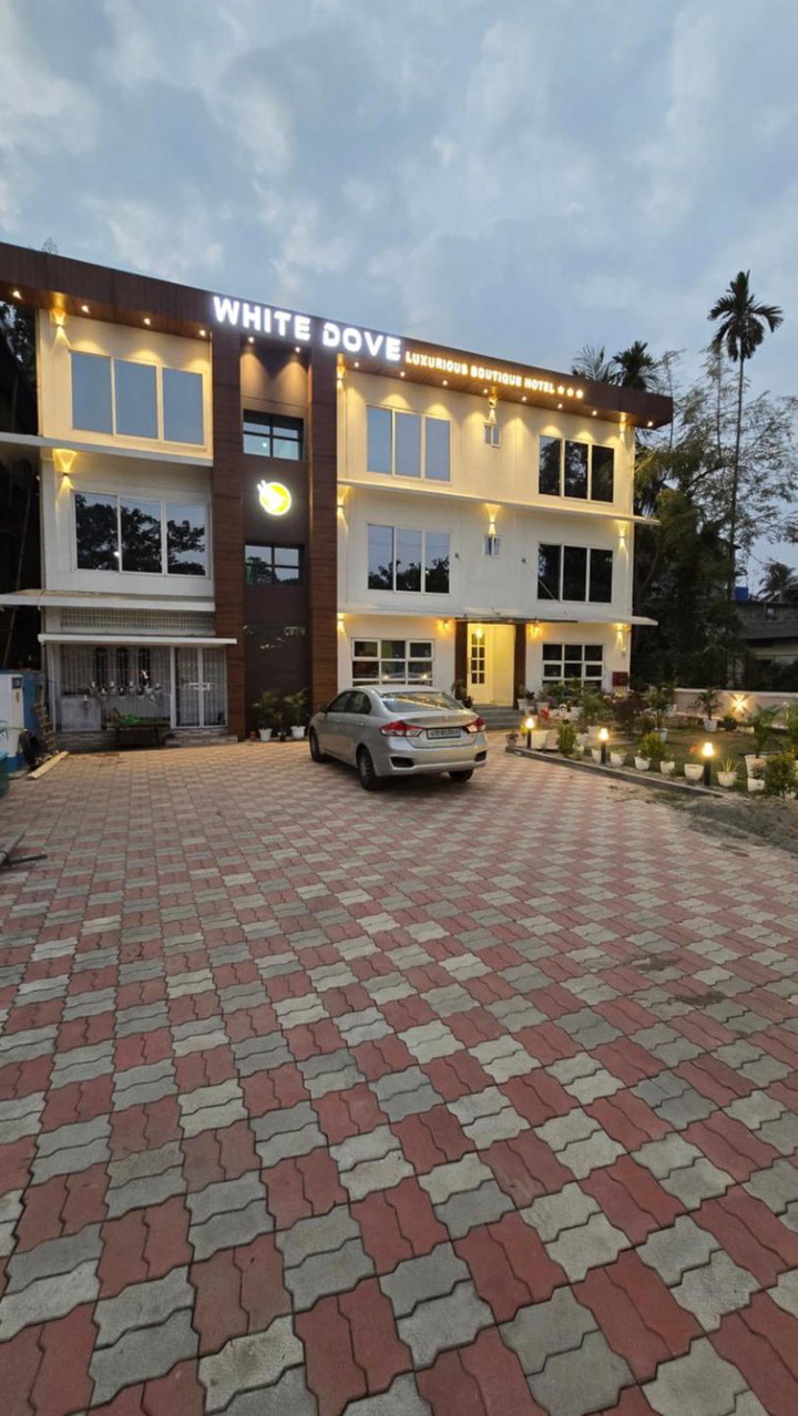 White Dove Luxurious Boutique Hotel, Within 3 Km From Guwahati Airport - Guwahati