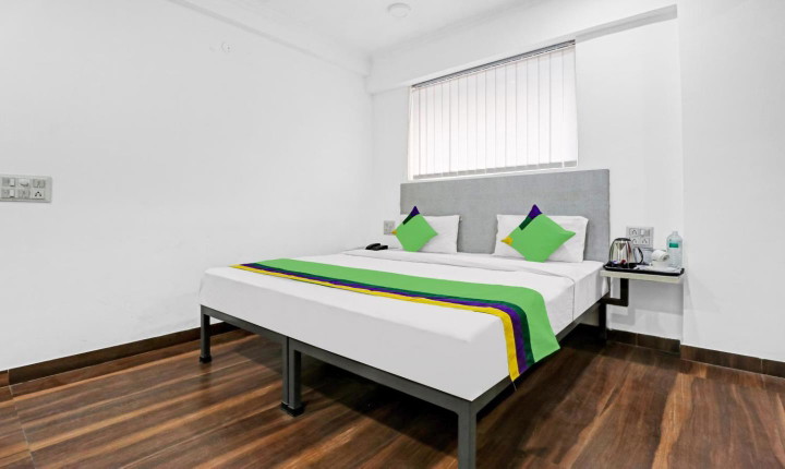 Treebo Grand Town House - Faridabad
