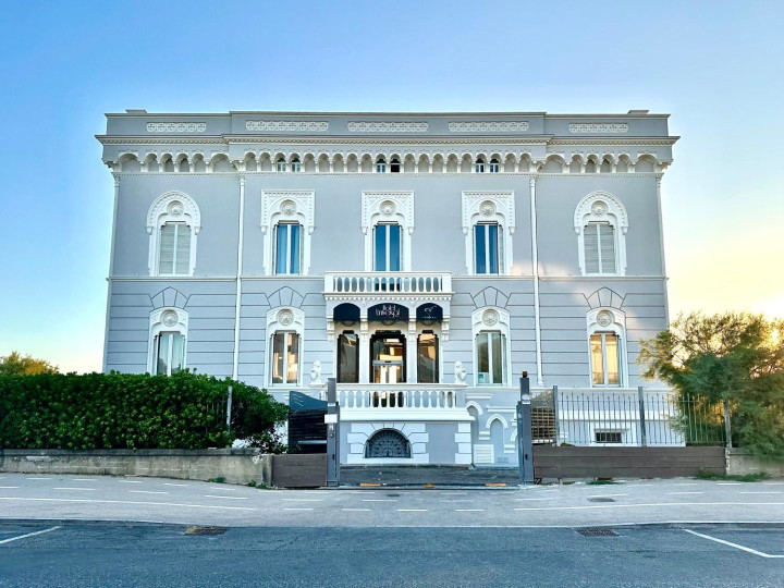Hotel Universal - Livorno