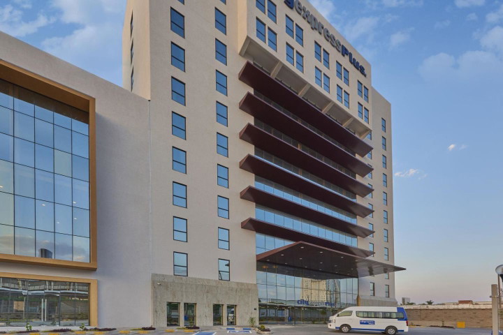 City Express Junior By Marriott Leon Centro De Convenciones - León, Guanajuato, Mexico