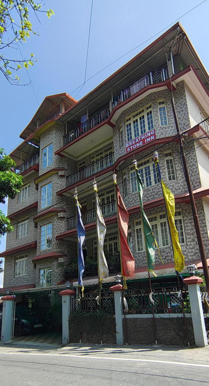 Divyaraa Breathing Stone - Sikkim