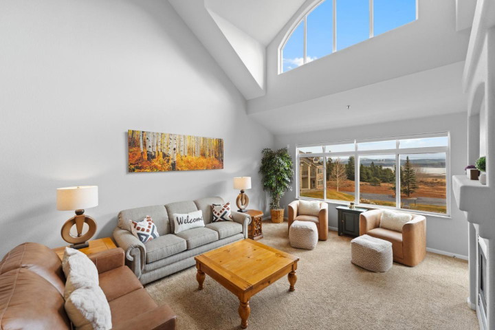 3 Bedrooms - Frisco, CO