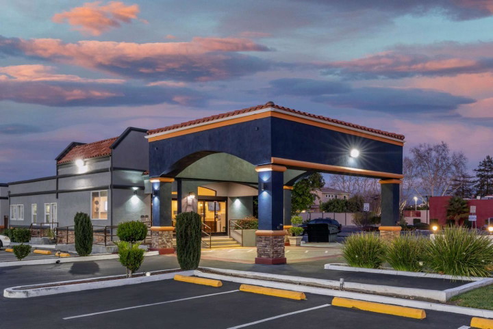 Best Western Inn Santa Clara - Cupertino, CA