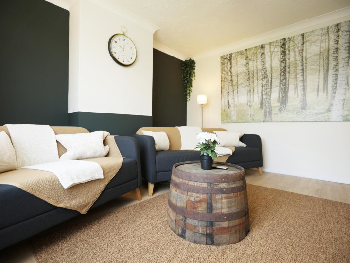 Homely ! Perfect For Contractors And Guests With Private Off Street Parking - Bristol