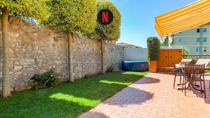 Millyholidays - Apartment Sunflower - Center - Nearby Beach - Private Garden - Spa Pool - Garda