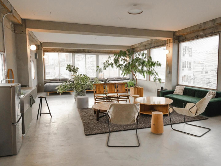 Bstudio - Japan