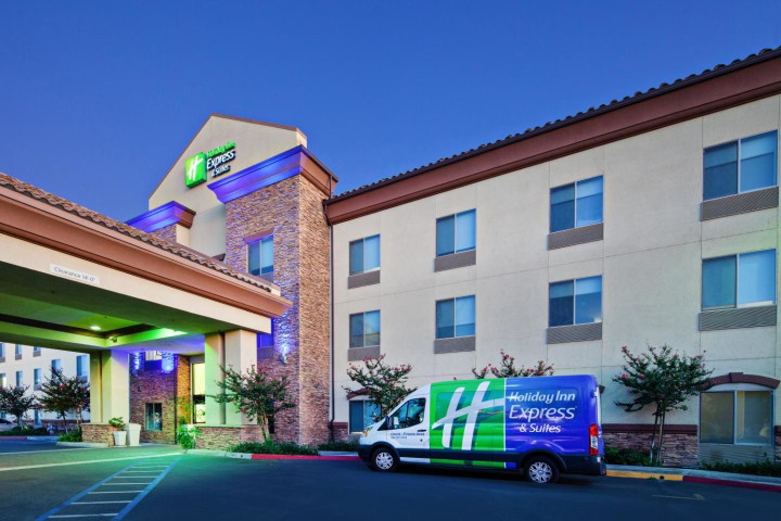 Holiday Inn Express & Suites Clovis Fresno Area By Ihg - Fresno, CA