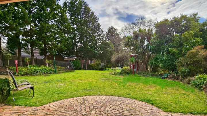 Maggie's Guesthouse - Large Property With Pool, Billiards, Tennis Court, Bbq & More - Gippsland