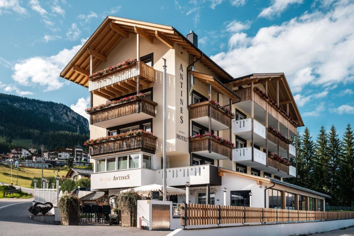 Hotel Antines - Arabba