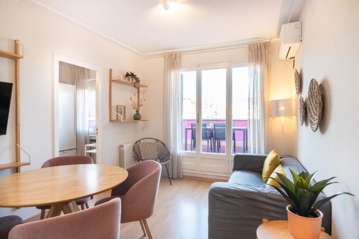 Penthouse Apartment With Terrace In Barcelona City Center - Barcelona