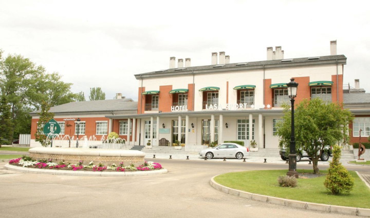 Hotel Lasa Sport - Valladolid