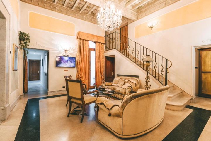 Domus Florentiae Hotel - Prato