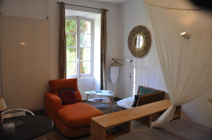 Location Studio Meublé Avec Jardin - Vedène