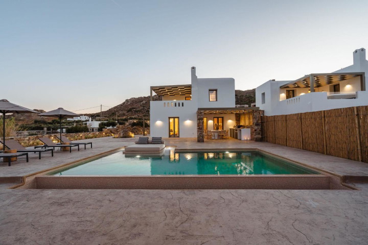 Thalelion 3 Bedroom Villas With Private Pool And Jacuzzi - Naxos, Grecia