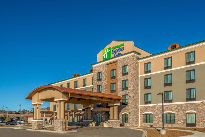 Holiday Inn Express & Suites Denver South - Castle Rock By Ihg - Castle Rock, CO