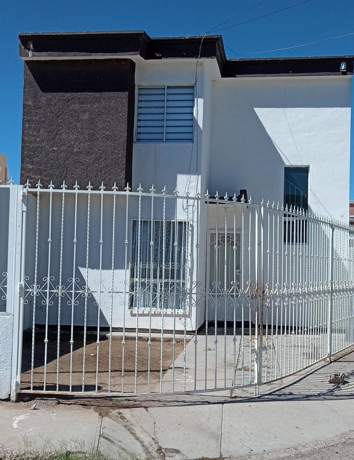 Bonita Residencia Capri A 5 M Del Consulado - Ciudad Juárez