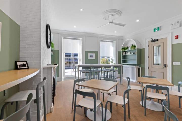 Hi Halifax Heritage House Hostel - Halifax, NS, Canada