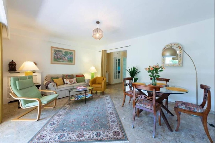 Le Cardiff Avec Grand Balcon, Piscine Et Parking, Un Fabuleux Appartement Familial En Basse Californie - Cannes