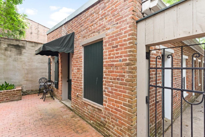 610 Franklin - 5b - 1 Bed, 1 Bath, Heart Of Downtown, Washer & Dryer - Natchez, MS