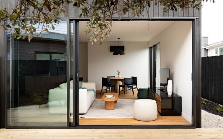 Designer Villa, Panoramic Views & Private Spa - Waiheke Island