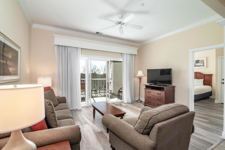 Sun And Fun 1 Bedroom Resort View Suite Sleeps 4 - Pawleys Island, SC