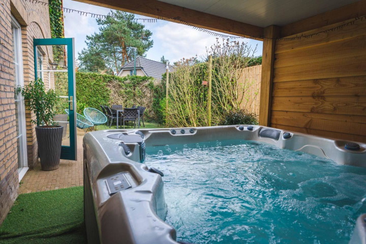 Luxe Veluws Vakantiehuis Met Jacuzzi En Sauna - Veenendaal