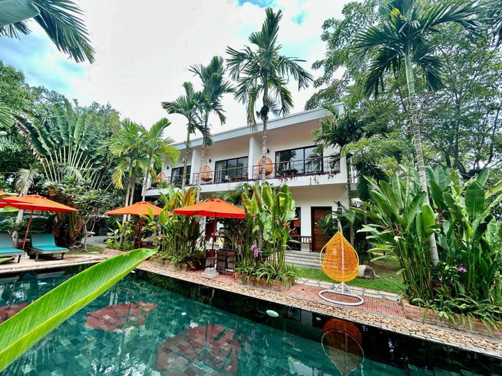 Duplex Loft, King Bed, Balconies, Fast Wifi, Pool & Garden - Cambodia