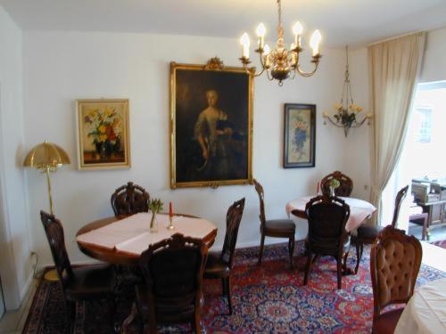 Haus Mooren, Hotel Garni - Meerbusch