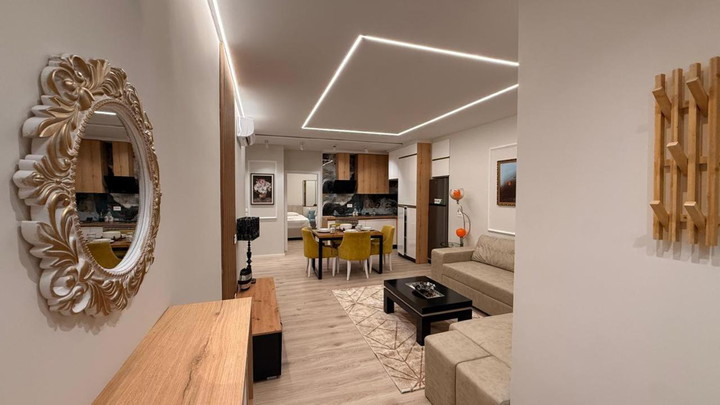 Majushi Apartments - Fier