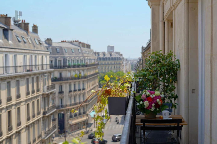 Hotel Litteraire Le Swann, Bw Premier Collection - Saint-Denis, France